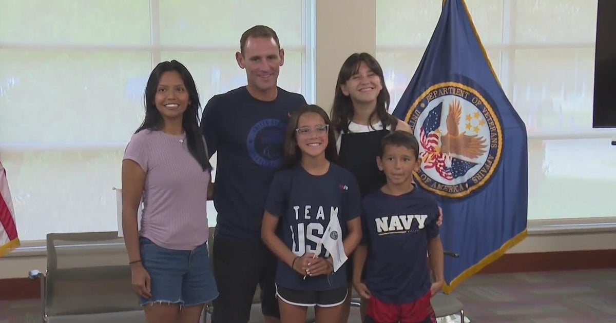 Pittsburgh-area triathlete heading to Paralympic Games in Paris - CBS ...