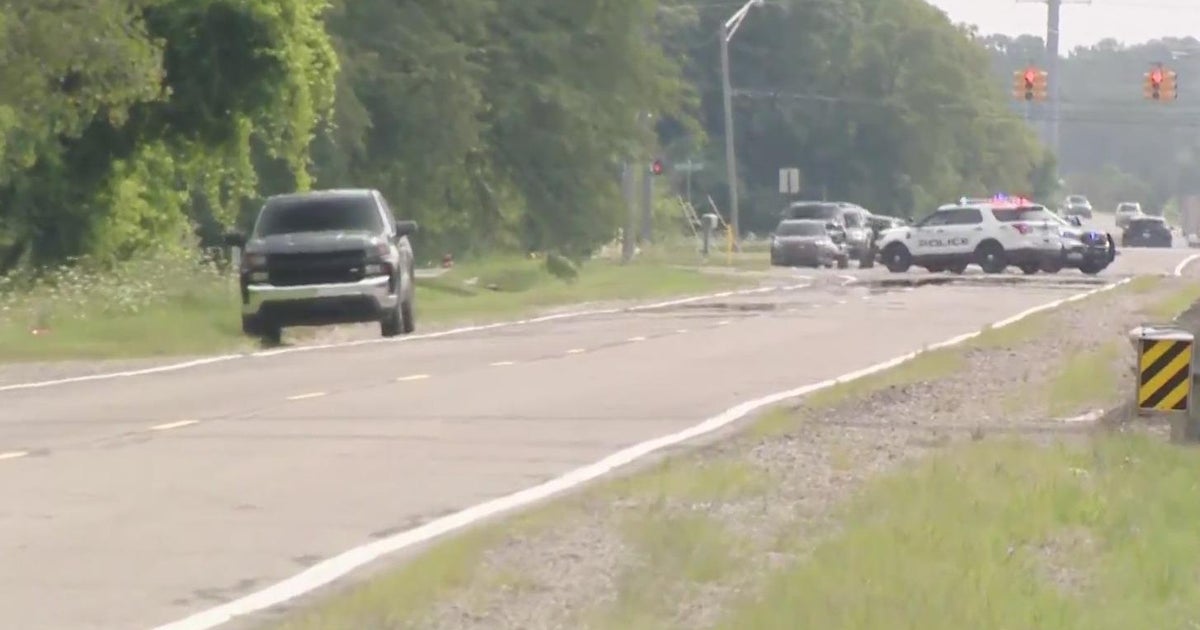 SWAT standoff in Farmington Hills after reported assault by man armed ...