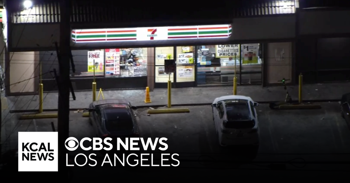 Two 7-Eleven stores hit by thieves riding bikes in Hollywood area - CBS ...