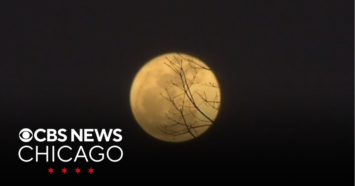 Here’s when rare super blue moon will appear - CBS Chicago