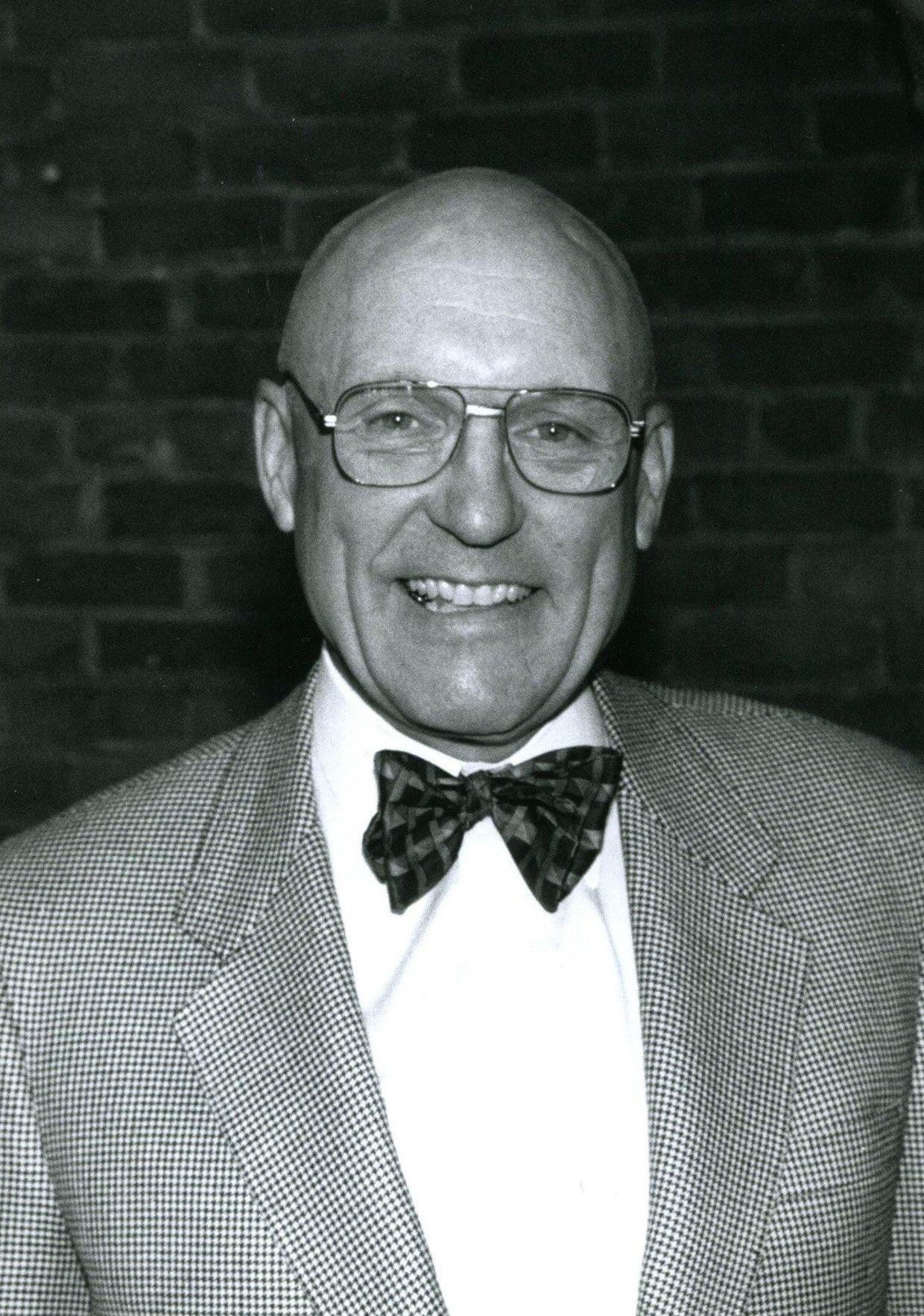Detroit restaurateur Joe Muer Jr. dies at 88 - CBS Detroit