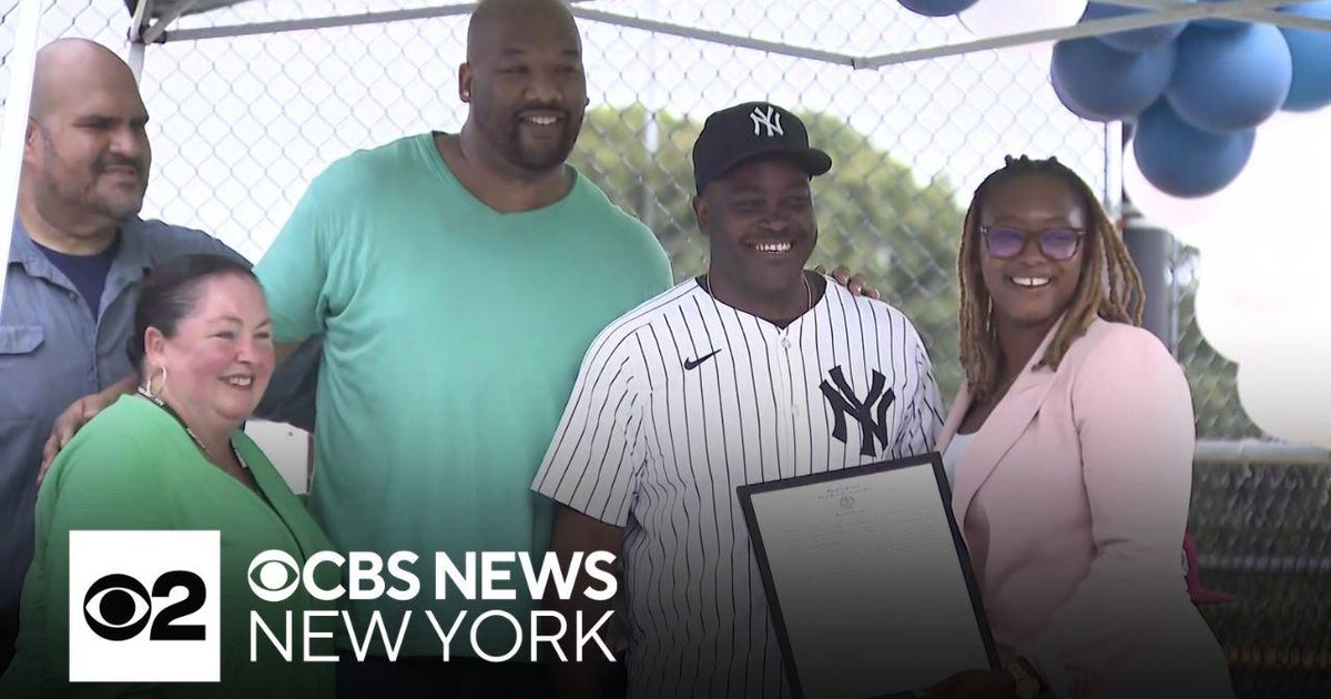 Yankees hitting coach James Rowson honored by hometown of Mount Vernon ...