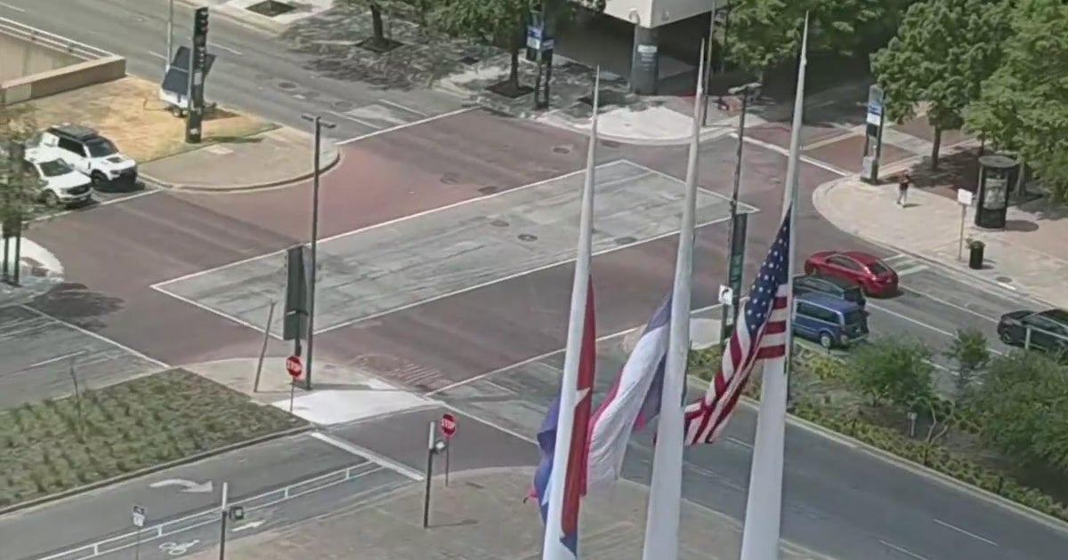 Dallas mayor orders flags at half-staff to honor fallen Officer Darron ...