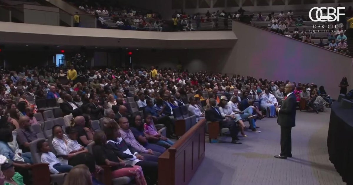 Church members honor life, legacy of fallen officer Darron Burks: "A ...