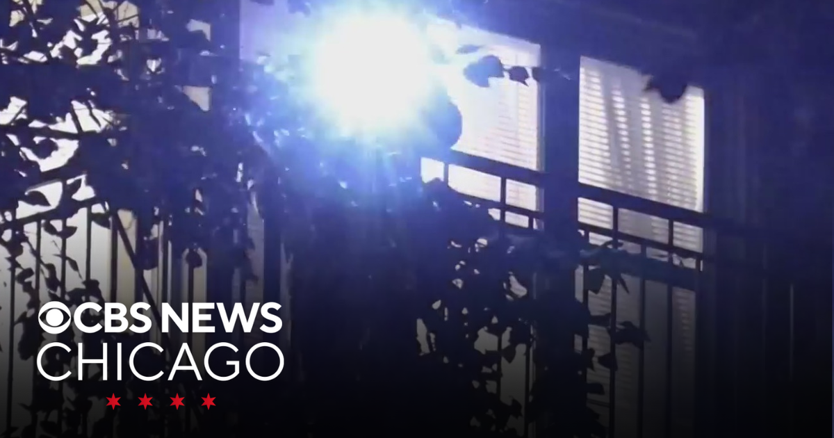 Woman shot through apartment window in Chicago - CBS Chicago