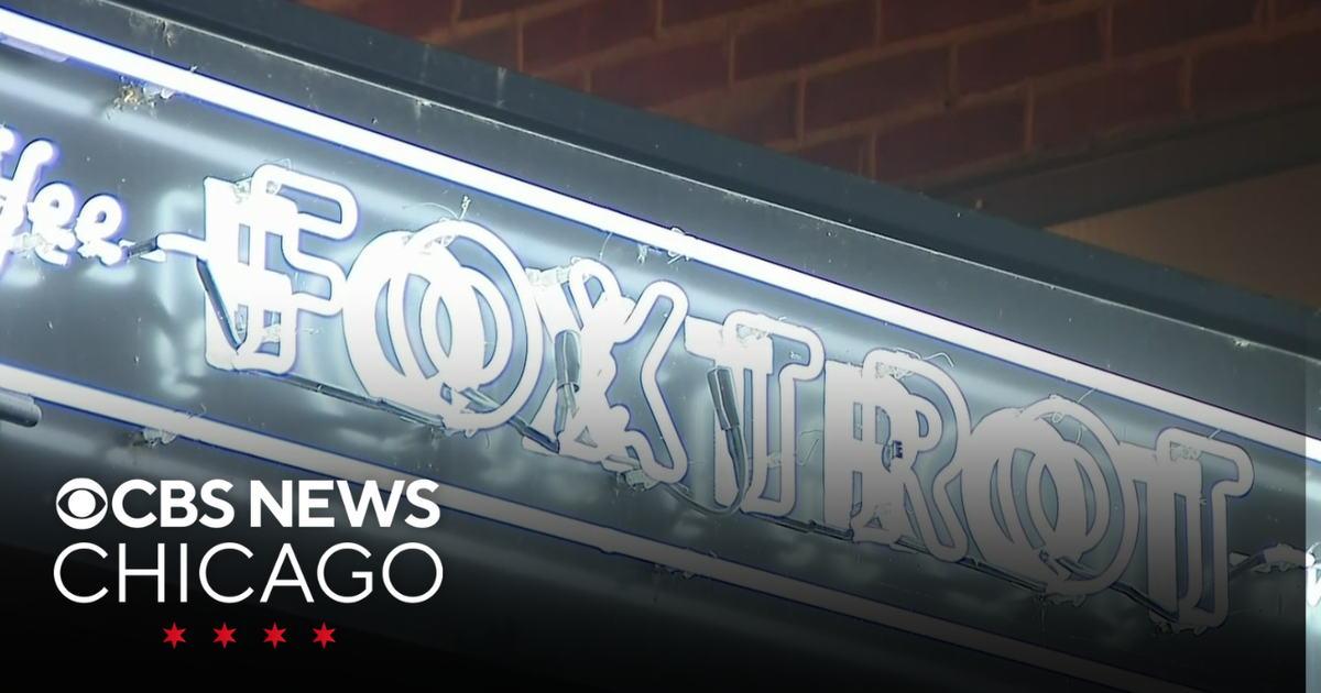 Foxtrot now open in Chicago's Gold Coast - CBS Chicago