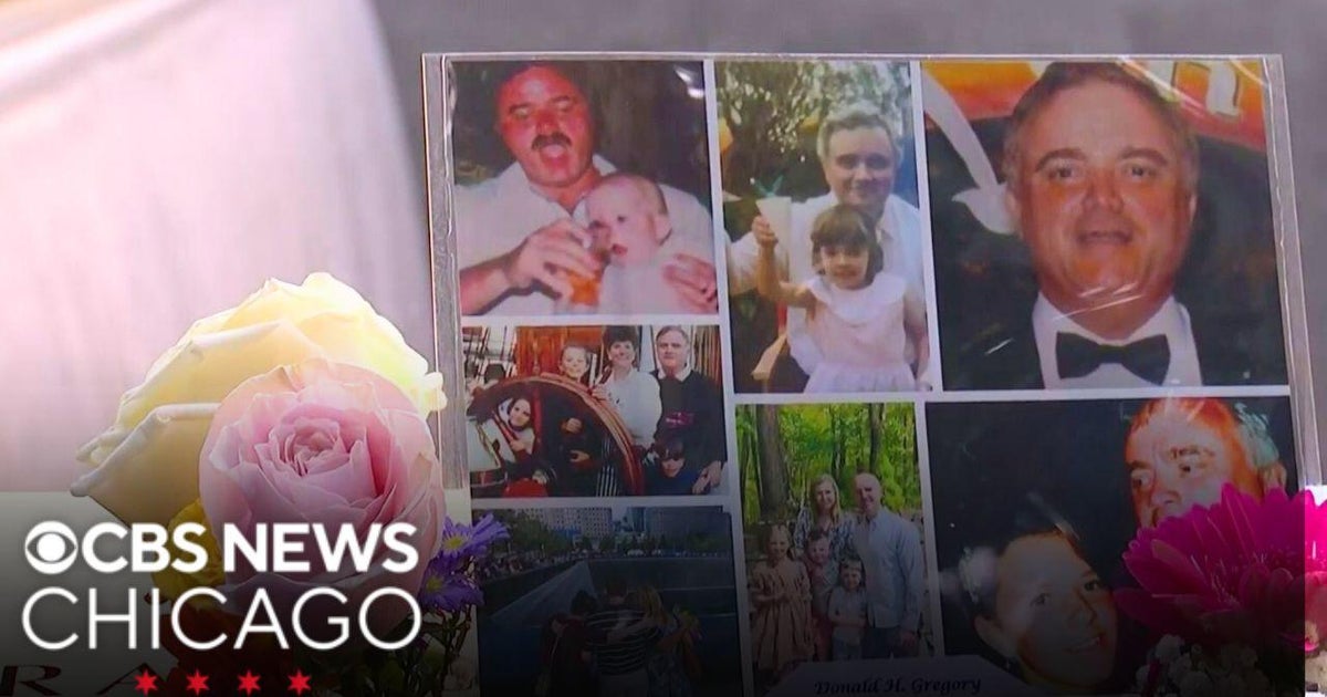 Honoring the victims of 9/11 - CBS Chicago
