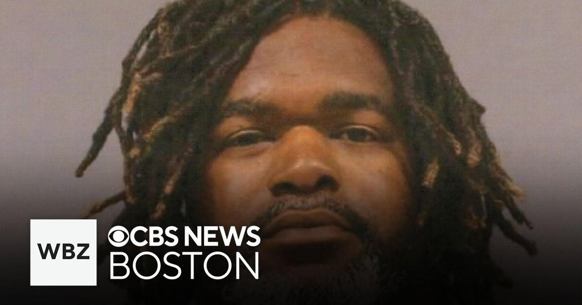 Former Patriots player Patrick Pass charged with assaulting 82-year-old ...