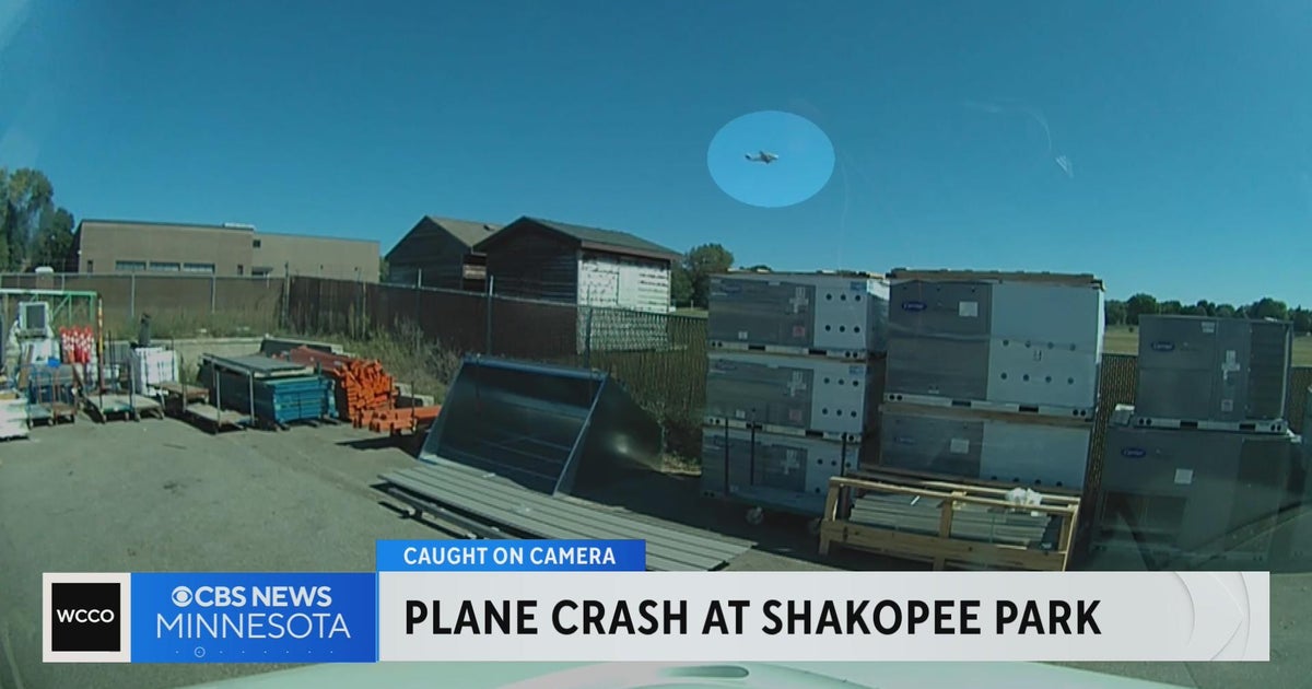 Dashcam captures plane crash at Shakopee park - CBS Minnesota Dashcam captures plane crash at Shakopee park - CBS Minnesota