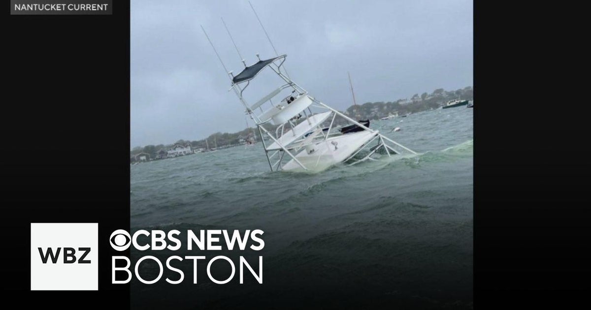 Coastal flooding capsizes boats along Nantucket shoreline - CBS Boston