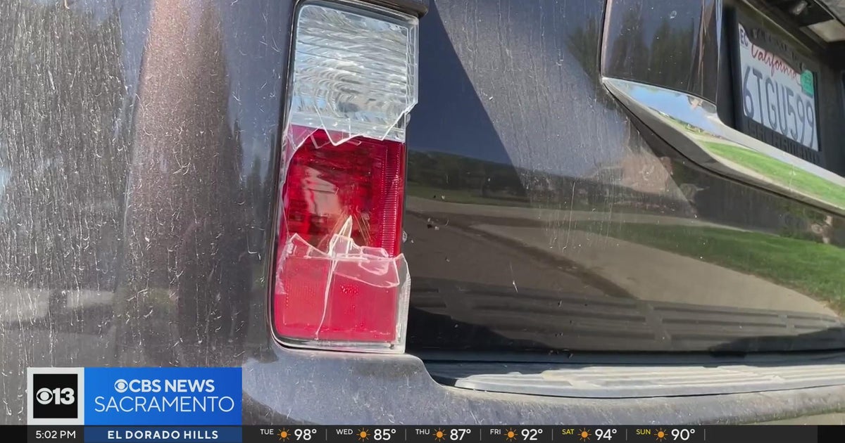 Teens use clay pots to throw at cars in Stockton - CBS Sacramento