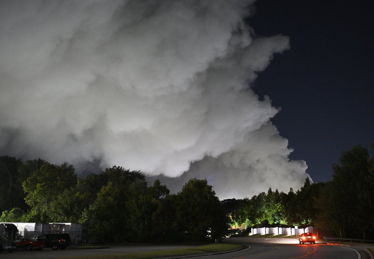 90,000 Georgia residents sheltering after chemical plant fire sent ...