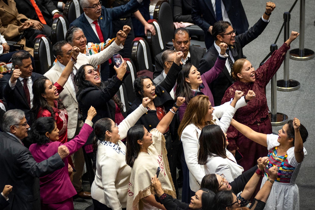 Claudia Sheinbaum takes office as Mexico's first female president - CBS ...
