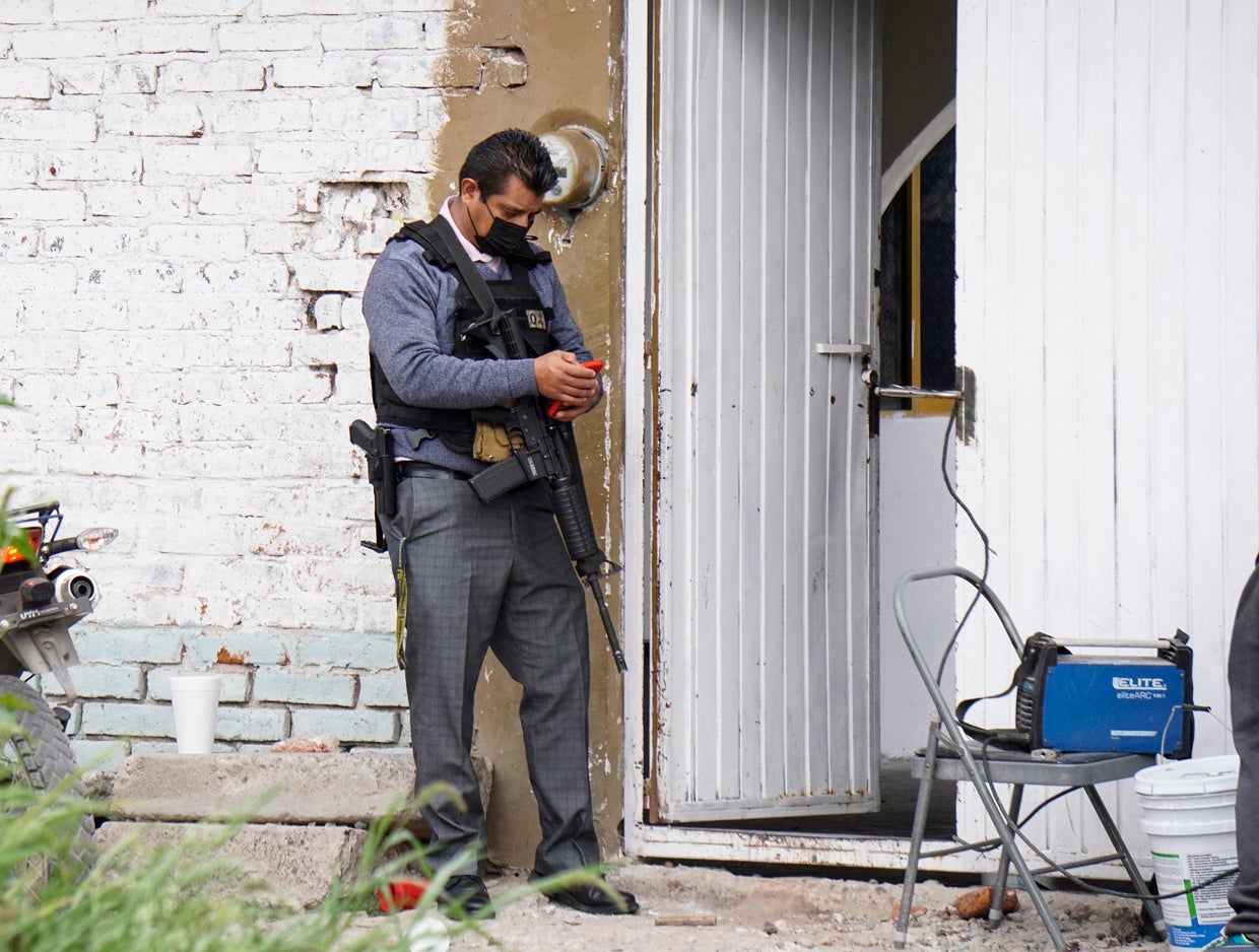 12 bodies bearing signs of torture found with cartel messages in Mexico ...