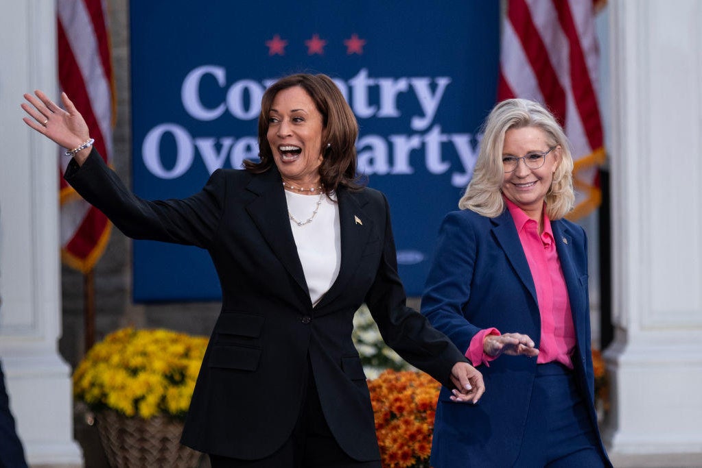 Liz Cheney campaigns with Kamala Harris for first time, as campaign ...