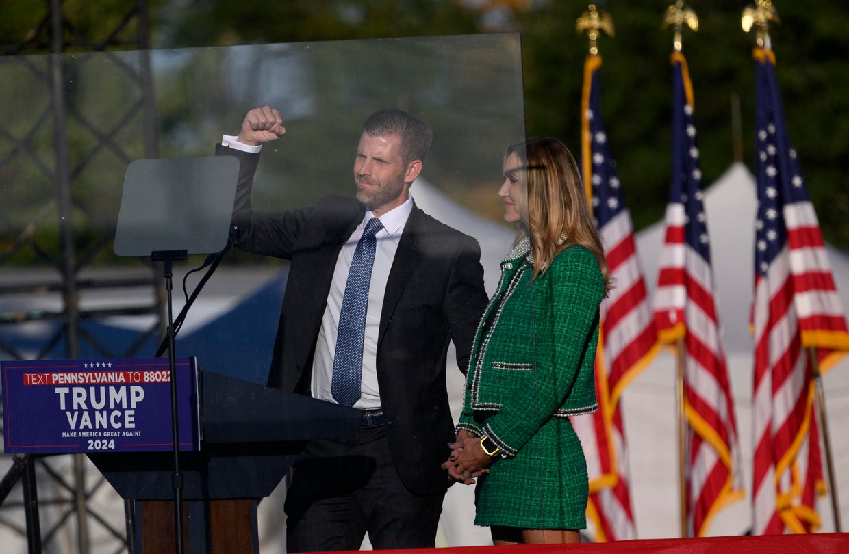 PHOTOS: Trump rallies supporters in Butler County, Pennsylvania, after ...