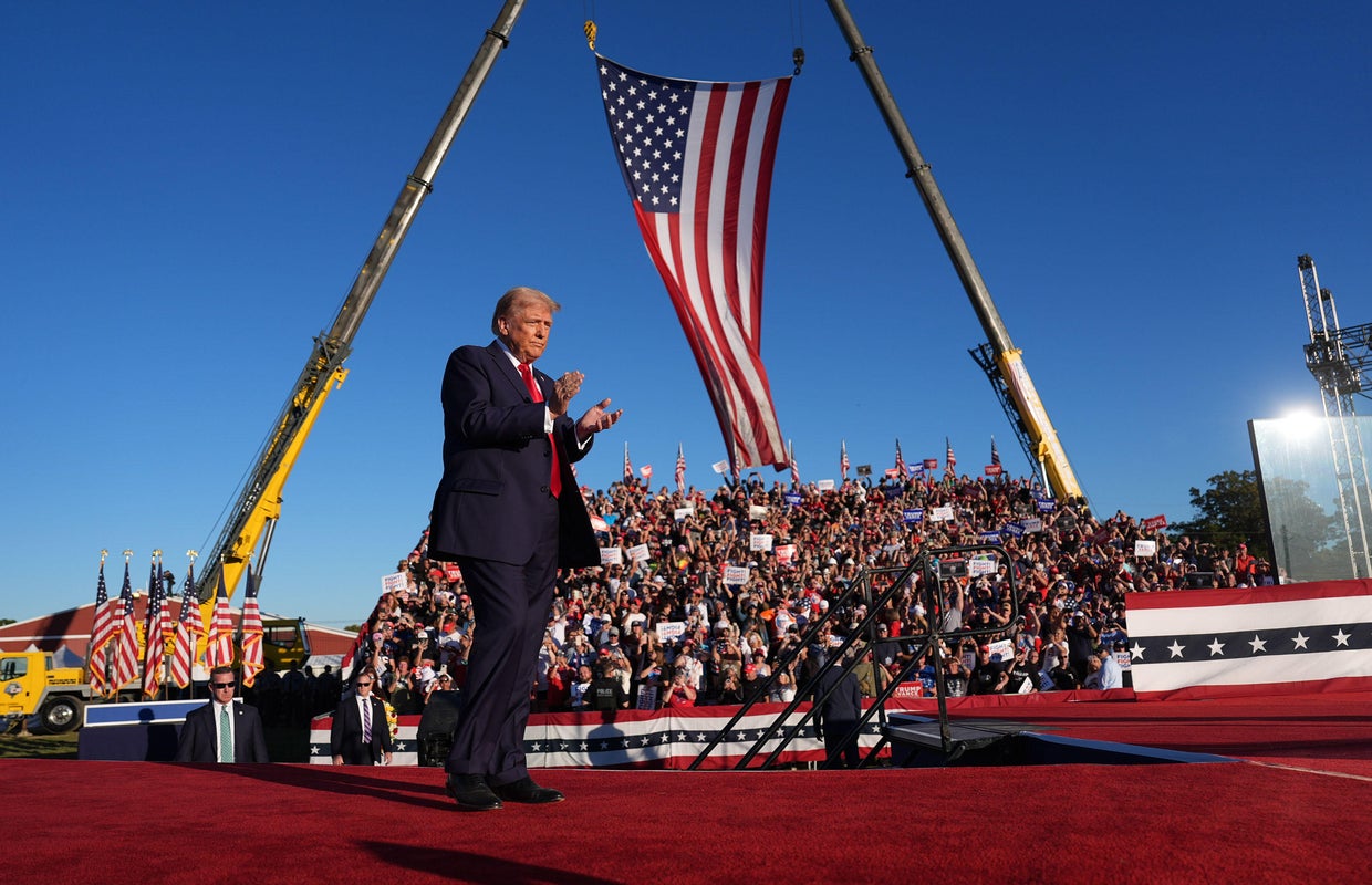 PHOTOS: Trump rallies supporters in Butler County, Pennsylvania, after ...