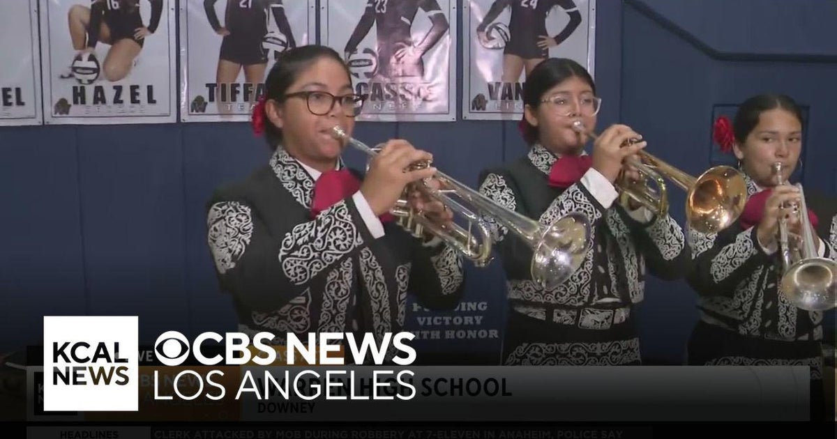 A morning at Downey's Warren High School | Class Act - CBS Los Angeles