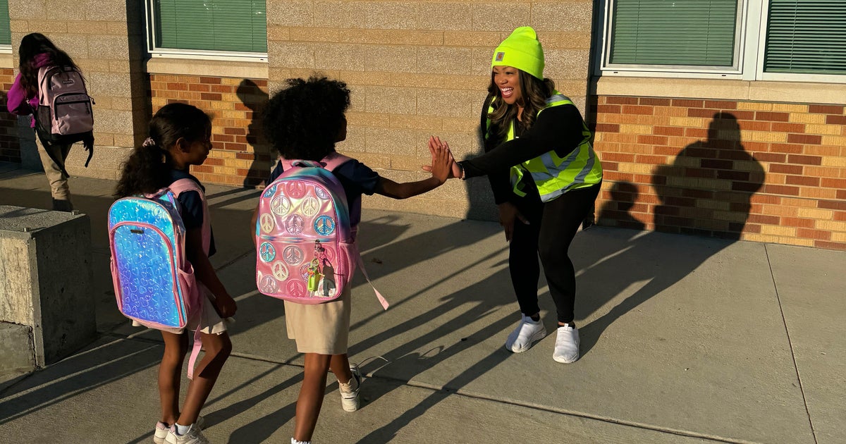 Walk and Roll to School Day celebrates Denver crossing guards ...