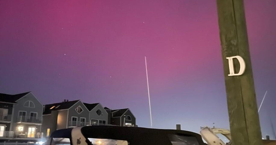 Photos show spectacular Northern Lights in Maryland