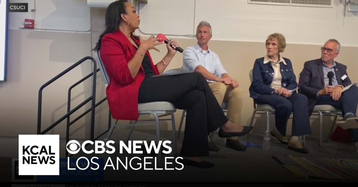 KCAL News anchor Amy Johnson emcees Ventura County Celebration of Books ...