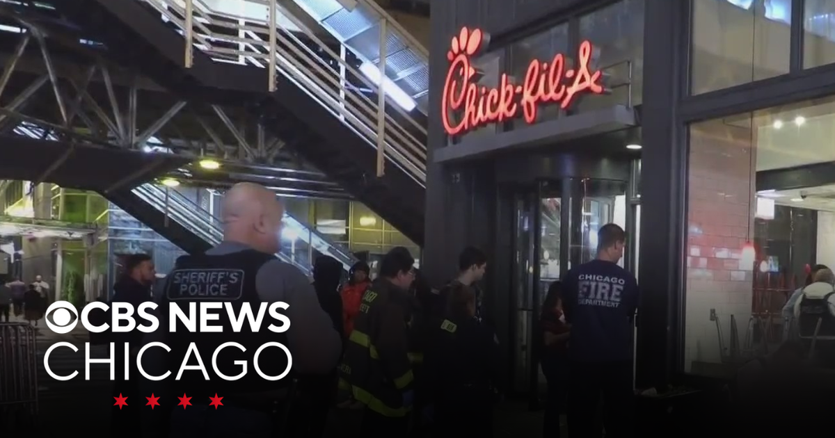 Woman robbed after fight with several people outside fast food ...