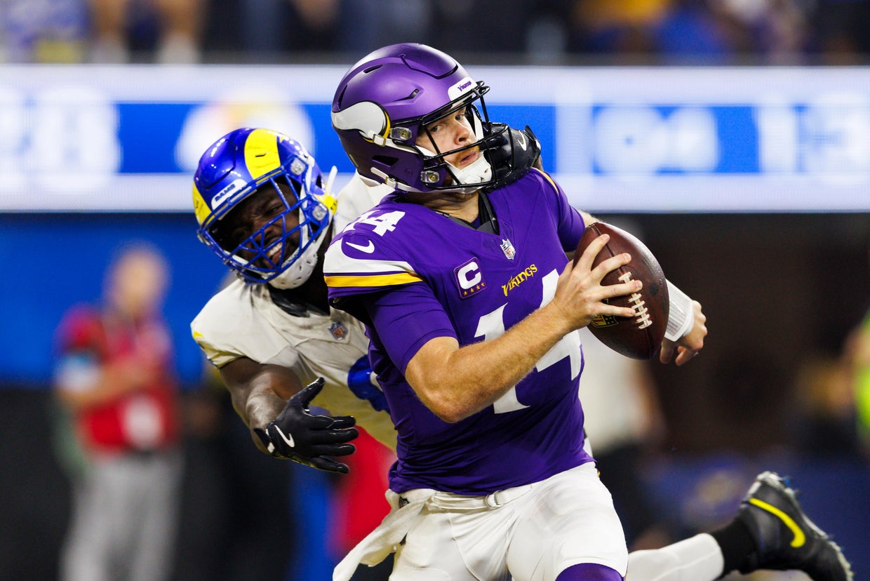 Refs say they didn't get "good look" at missed face mask against ...