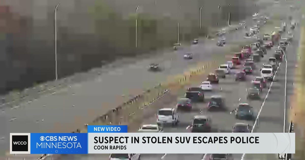 Coon Rapids police searching for driver who led officers on chase - CBS ...