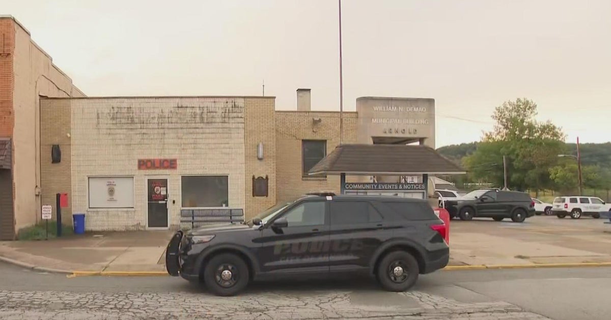 Lawyer for Pennsylvania police chief charged with theft presents ...