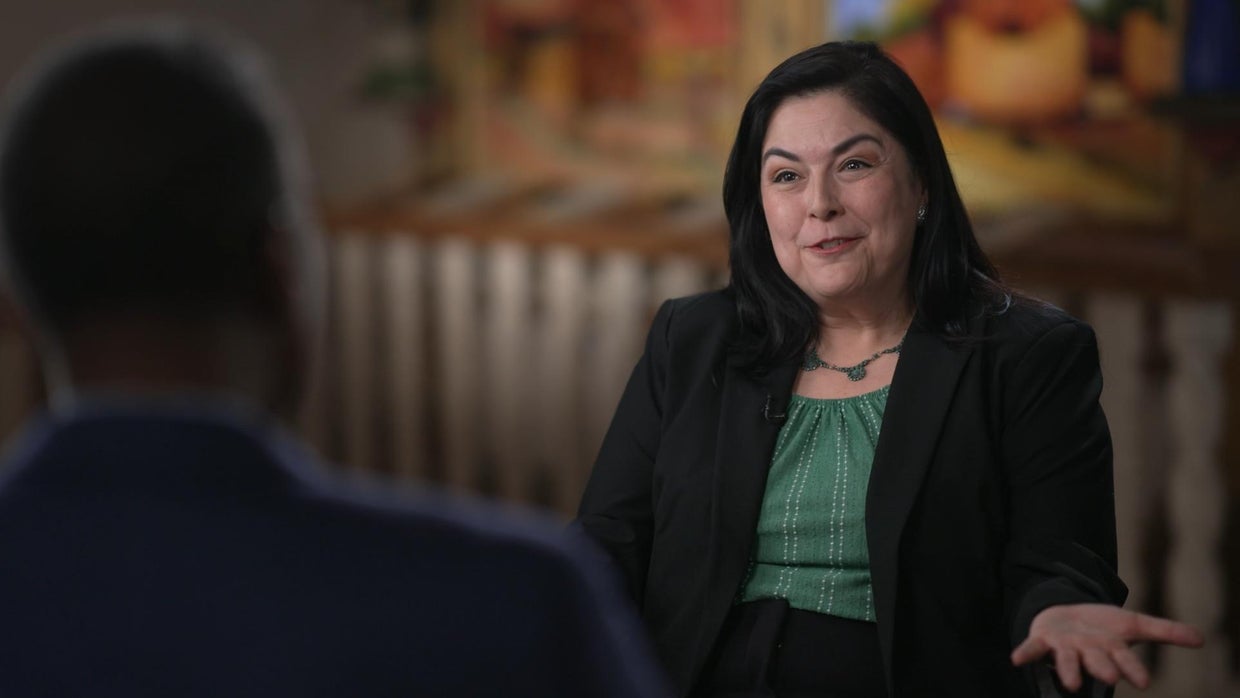 Lowriders shine in New Mexico after perceptions of the cars and their drivers shift - CBS News