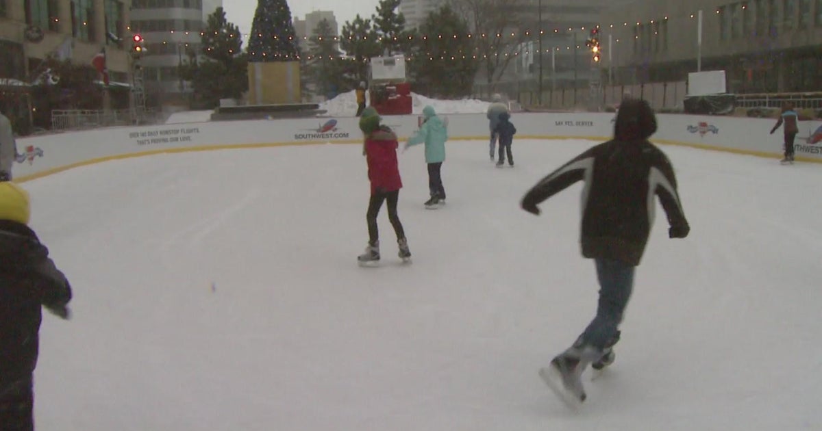 Southwest's downtown Denver ice skating rink opens on 16th Street Mall ...