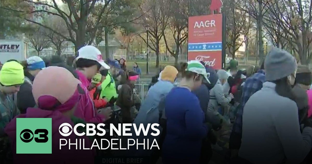 Thousands participate in Philadelphia Marathon, SEPTA to receive ...