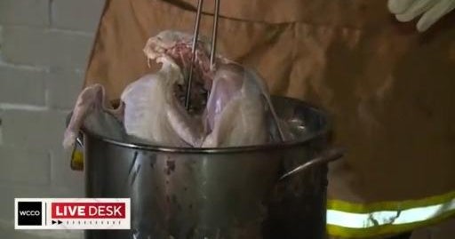 Here’s how to prevent Thanksgiving kitchen fires - CBS Minnesota