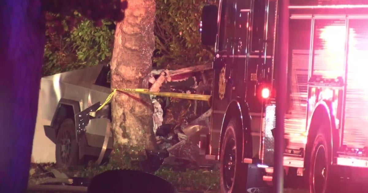 Watch: Scene of deadly crash involving Tesla Cybertruck in Piedmont ...
