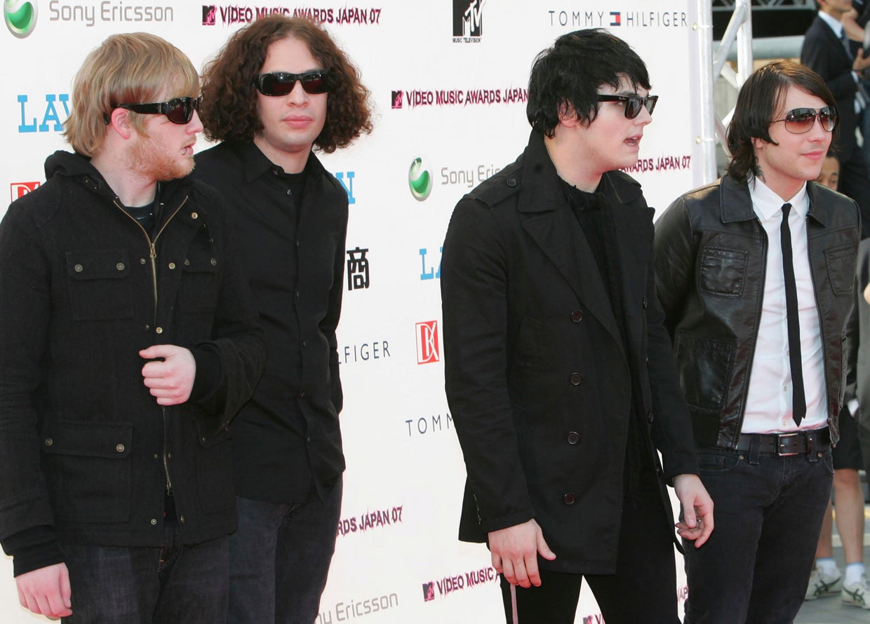 Bob Bryar, former My Chemical Romance drummer, dead at 44 - CBS News