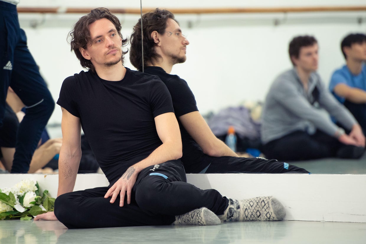 Prominent pro-Putin ballet star Sergei Polunin says he's leaving Russia ...