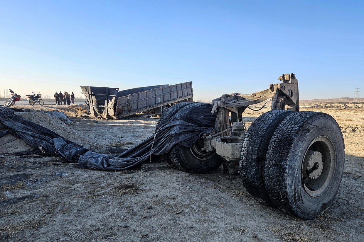 2 bus crashes in Afghanistan leave dozens dead, dozens more hurt - CBS News