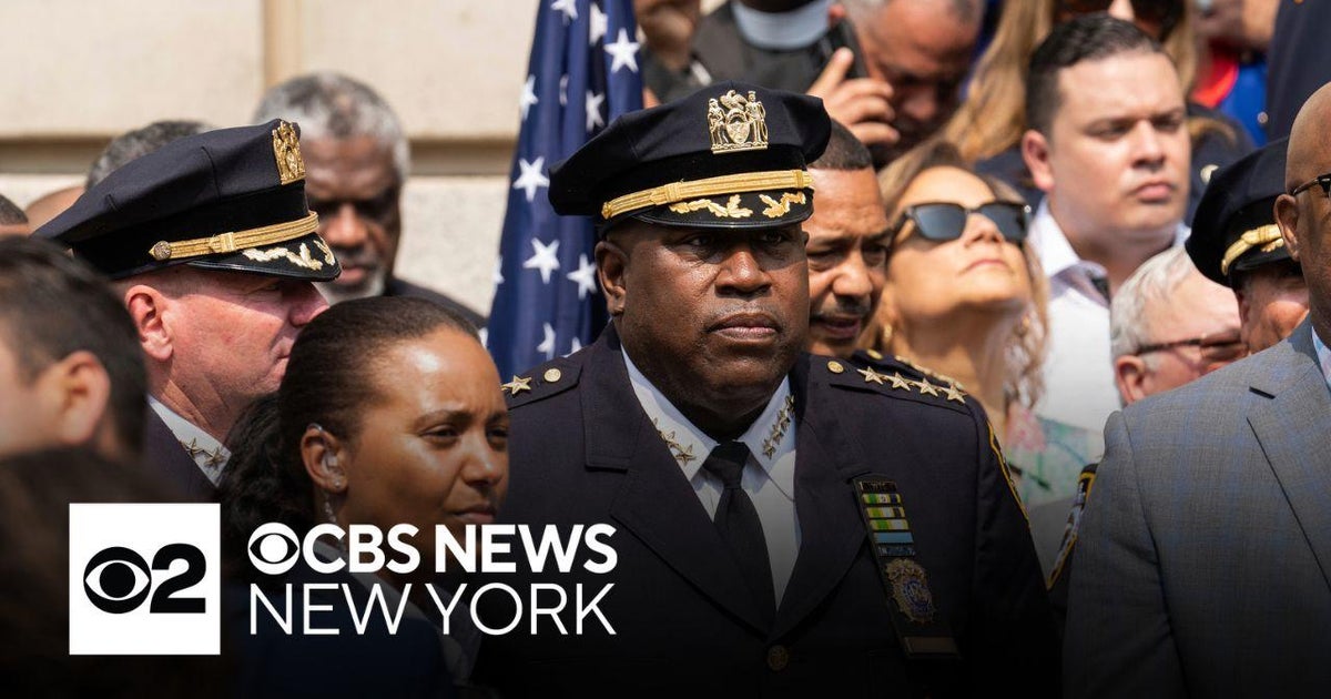 NYPD Chief of Department Jeffrey Maddrey resigns - CBS New York
