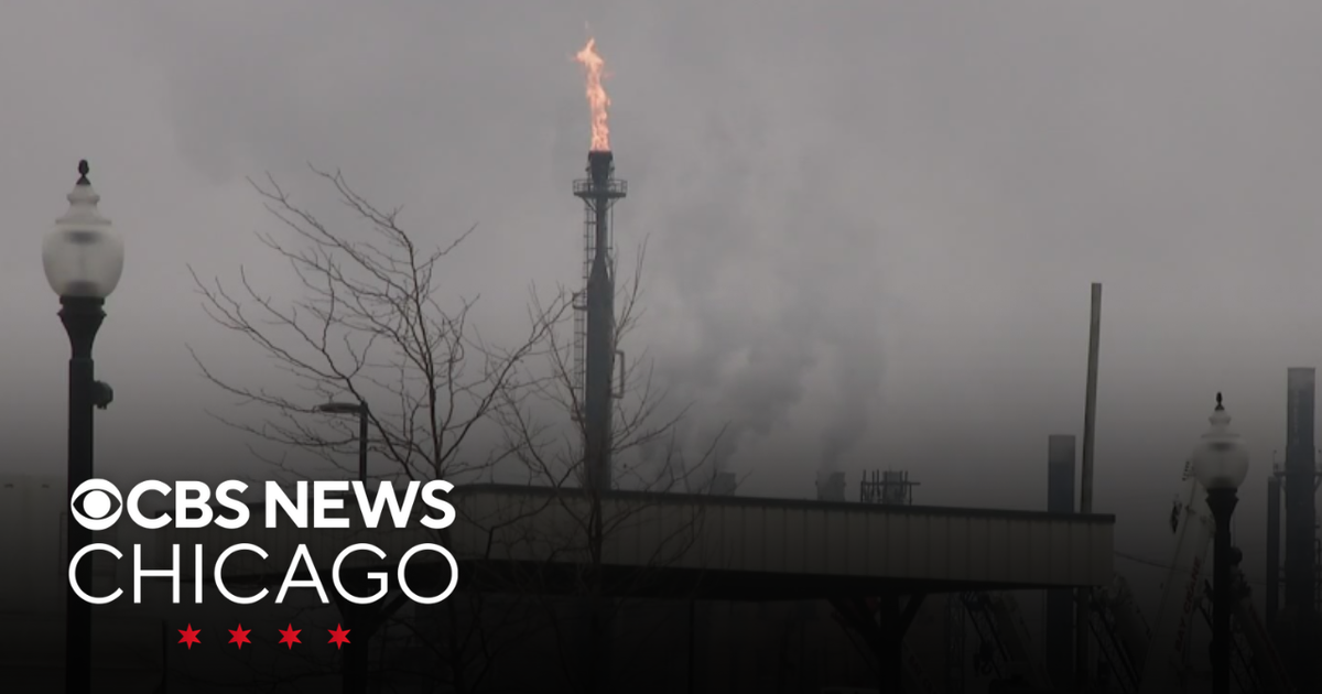Gas leak at Whiting, Indiana BP refinery causes odor - CBS Chicago