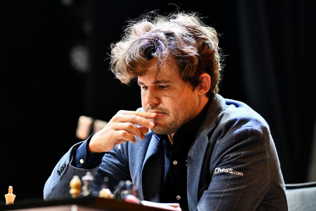 Magnus Carlsen returns to chess tournament after dispute over jeans is ...