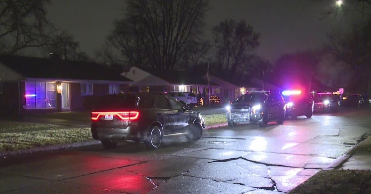 Woman speaks out after home hit with bullets in deadly Warren shooting ...
