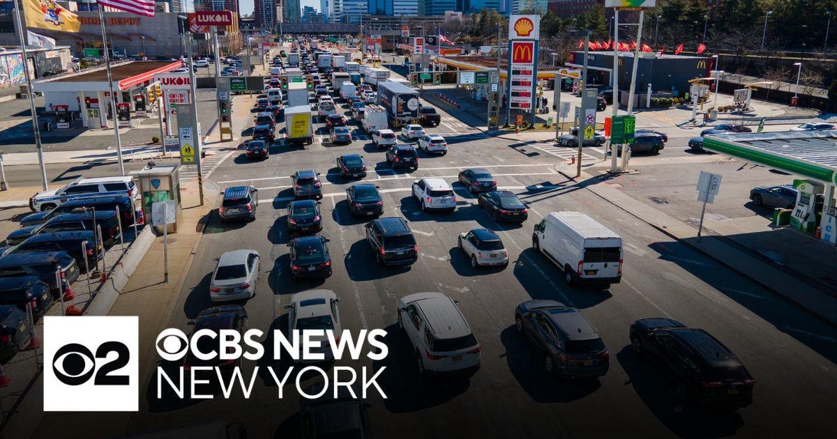 NYC congestion pricing hinges on 11th-hour court battle - CBS New York