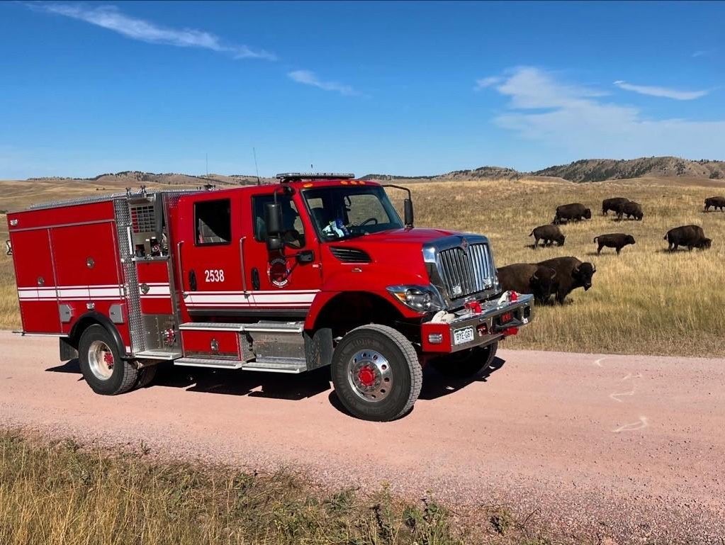 Firefighters across Colorado deploying to fight Los Angeles wildfires ...