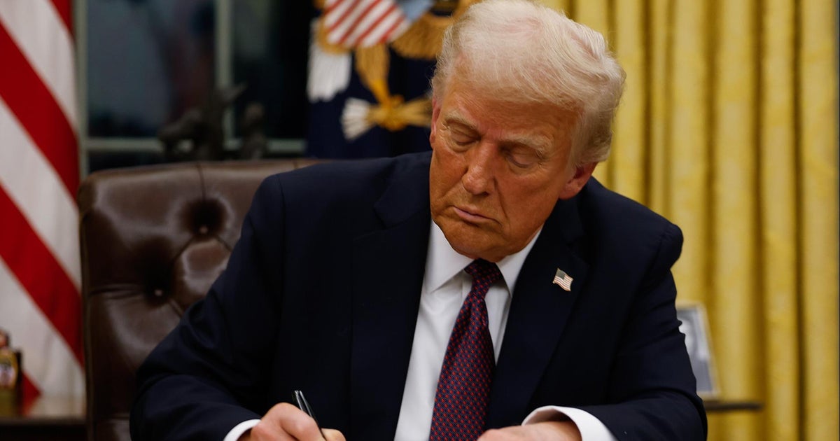Trump's immediate effect on the southern border - CBS News