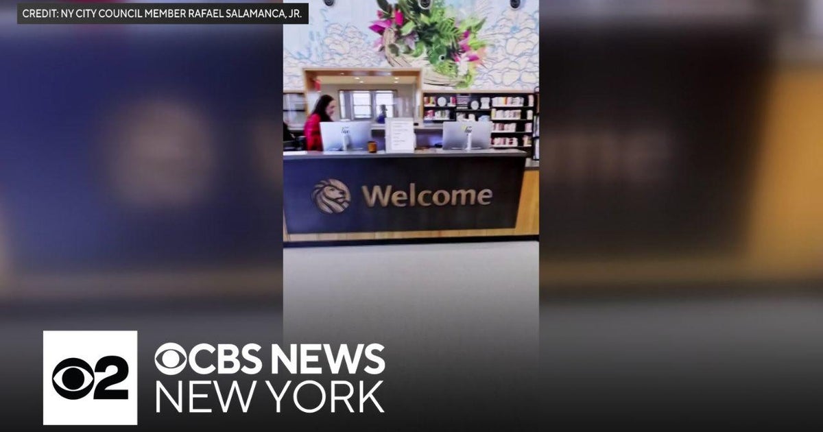 Hunts Point Library in the South Bronx reopens after renovation - CBS ...