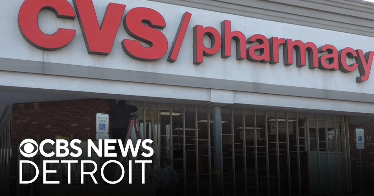 Motorist crashes stolen U-Haul truck into Detroit CVS pharmacy, police ...