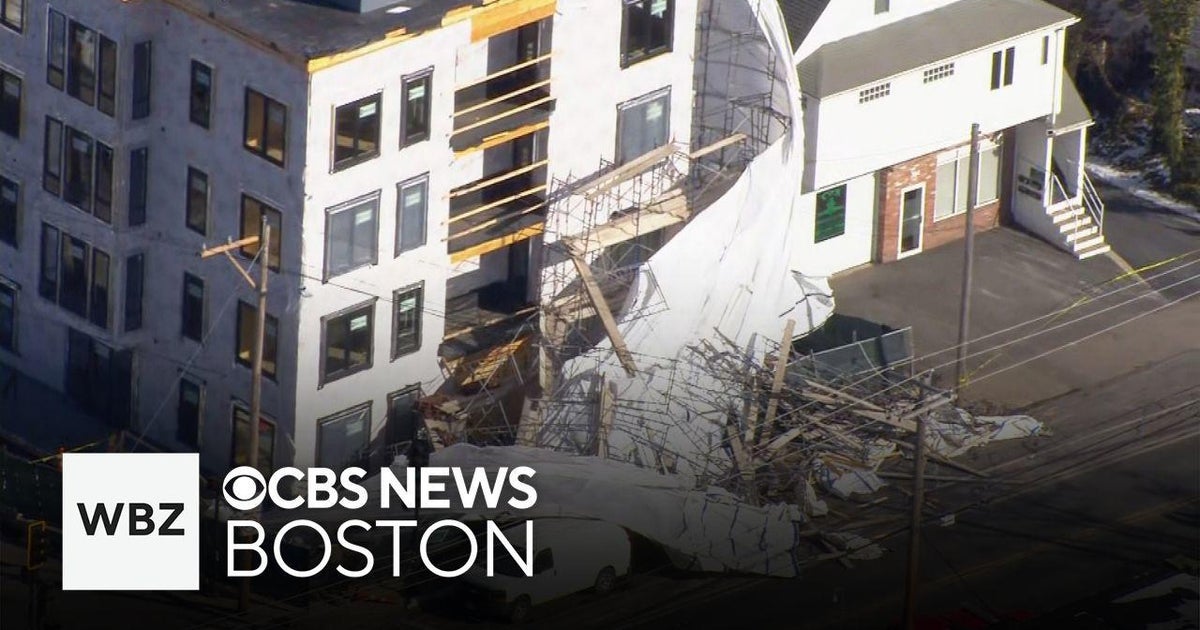 Scaffolding collapses in Quincy as strong wind gusts hit Massachusetts ...