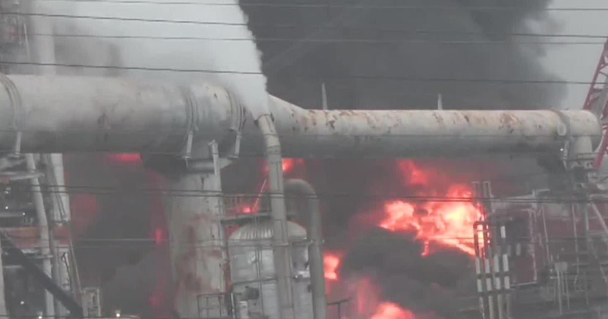 Martinez refinery fire leaves 6 workers injured, shelter-in-place ...
