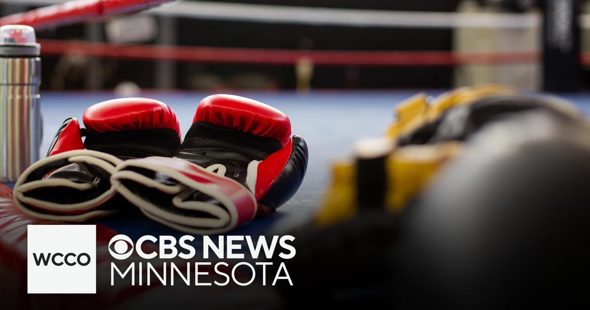 Teen boxer from St. Paul back in the gym after 1st loss - CBS Minnesota