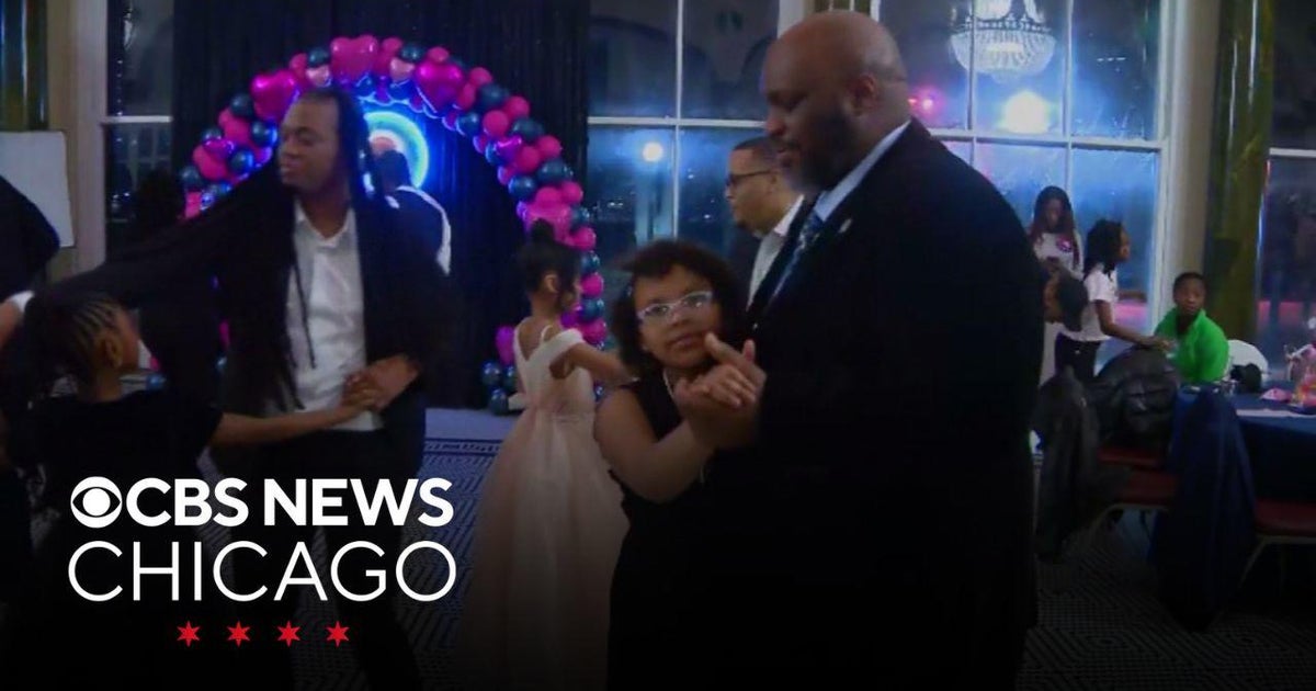 Nonprofit Mr. Dad's Father's Club hosts free daddy daughter dance in ...